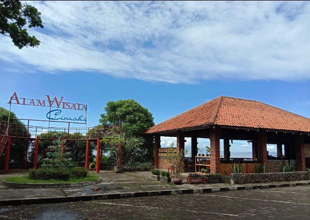 Alam Wisata Cimahi Resort Di Mana Sih? Ini Lokasi Hits dan Glamping ...