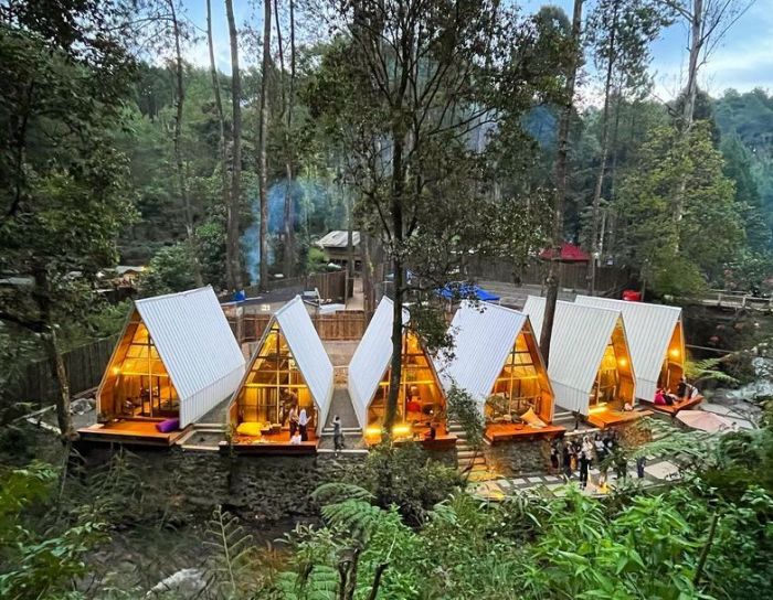 Glamping Baru di Pangalengan Bandung, Aesthetic di Pinggiran Sungai! Hanya Rp 1,5 Juta Muat ...