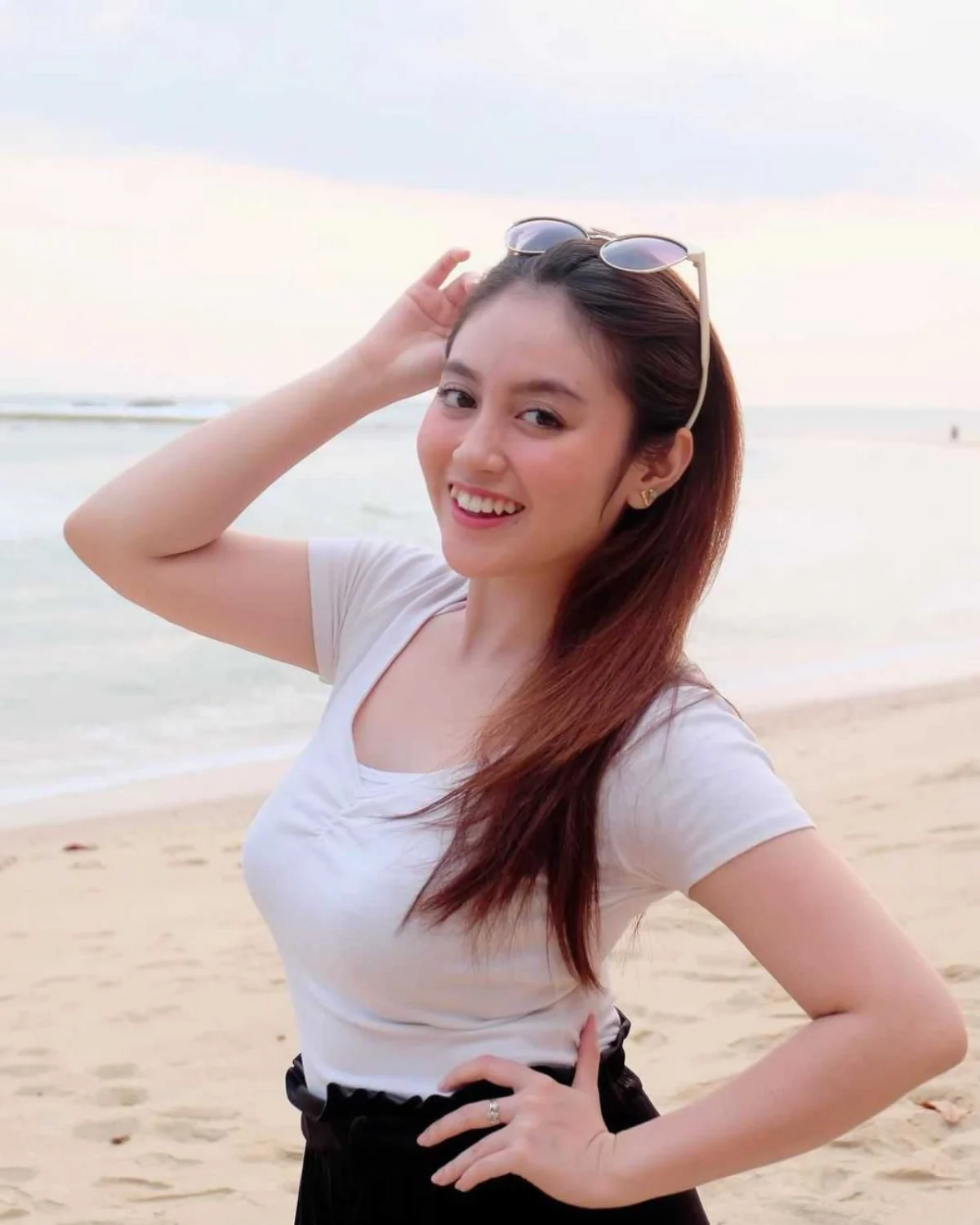 Mengenal Nabilah Ayu: Biodata, Kehidupan Pribadi, dan Pencapaian di JKT48 – Radar Cirebon Televisi