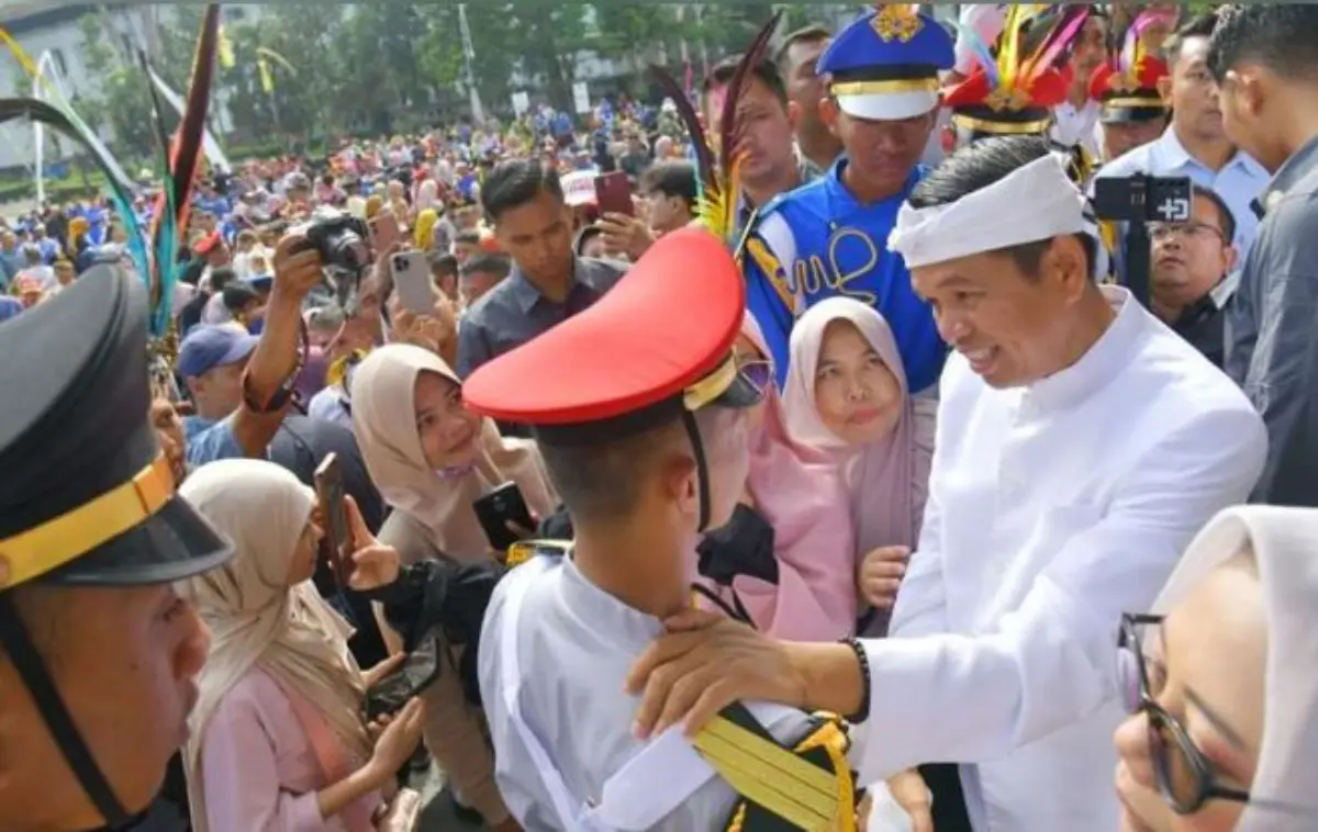 Jadi Pengibar Bendera di Hari Kebangkitan Nasional, Siswa Barak Militer ...