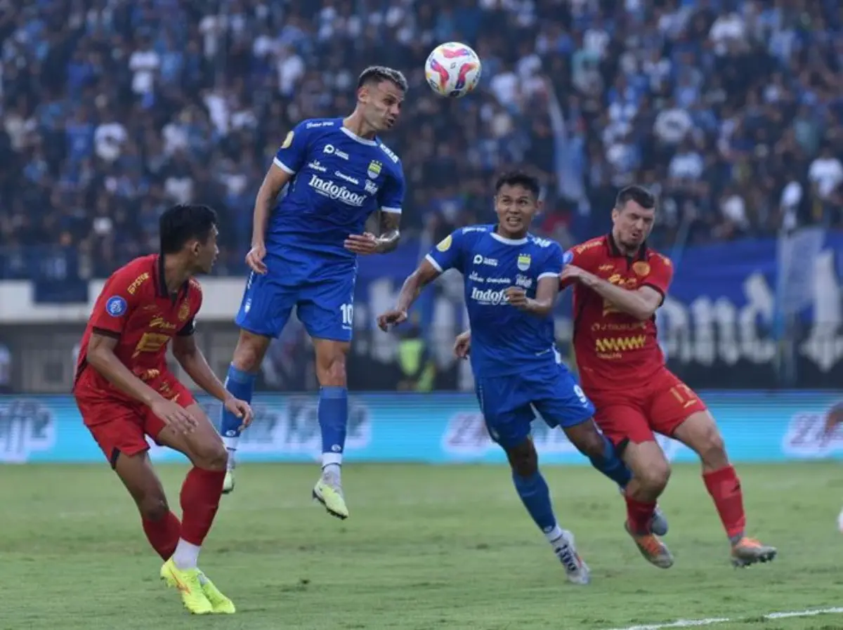 Big Match BRI Super League: Jadwal Persib Bandung vs Persija Jakarta ...
