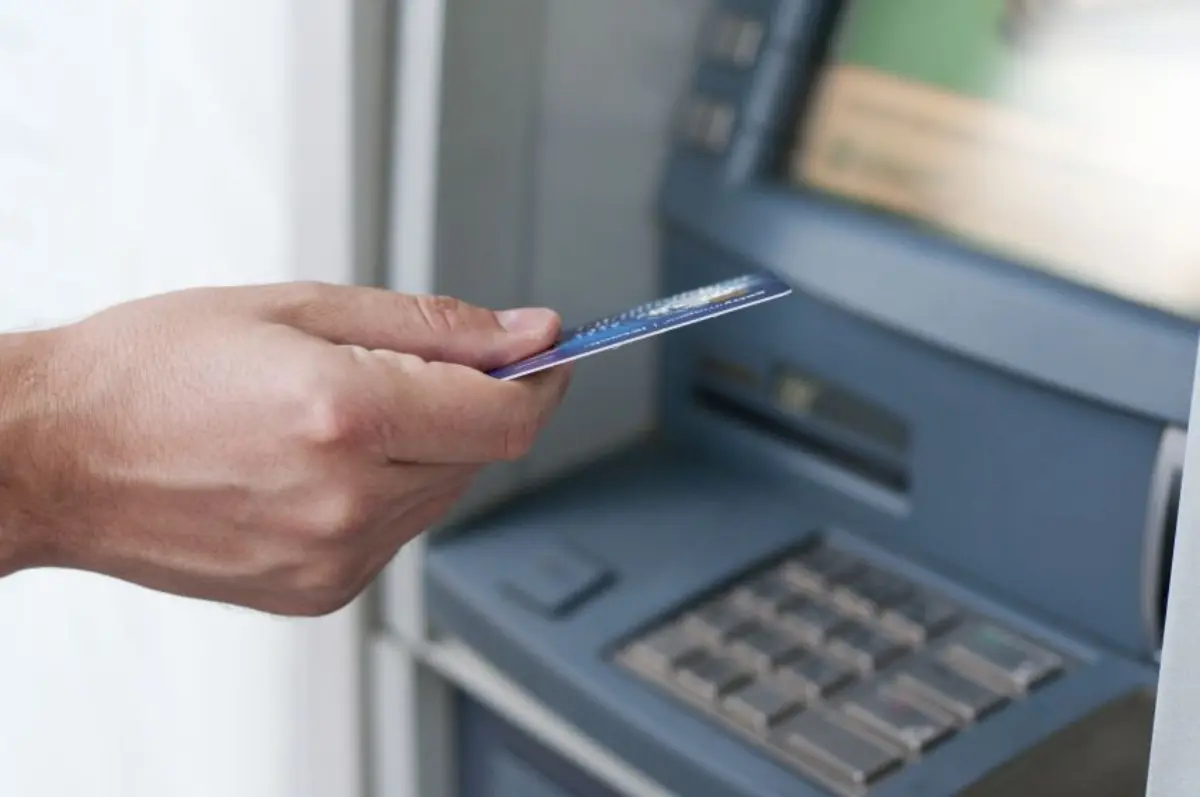BCA Update! Aturan Baru Saldo Minimum Bank BCA 2026 dan Dampaknya ke ...