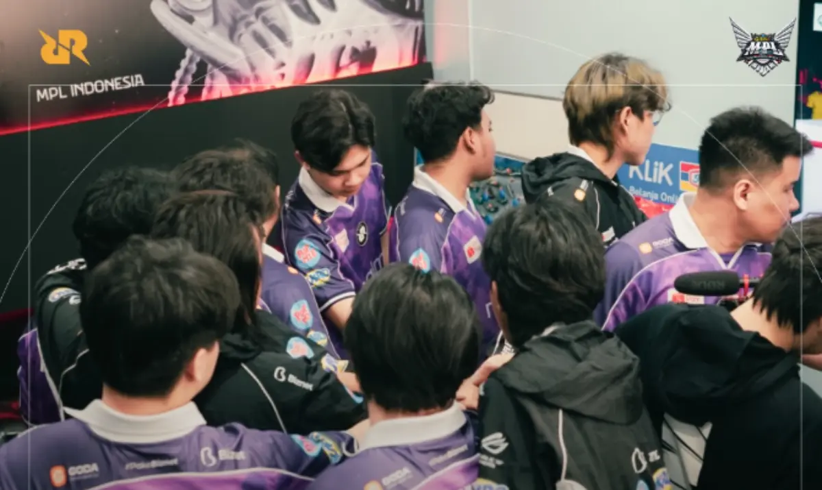 RRQ Hoshi Gagal Lolos Playoff MPL ID S17, Persaingan Papan Atas Makin ...